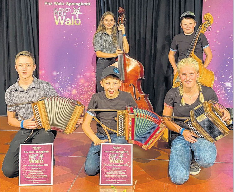 Jetzt winkt ihnen der Kleine Prix Walo - Kanton Schwyz - Ort nach ...