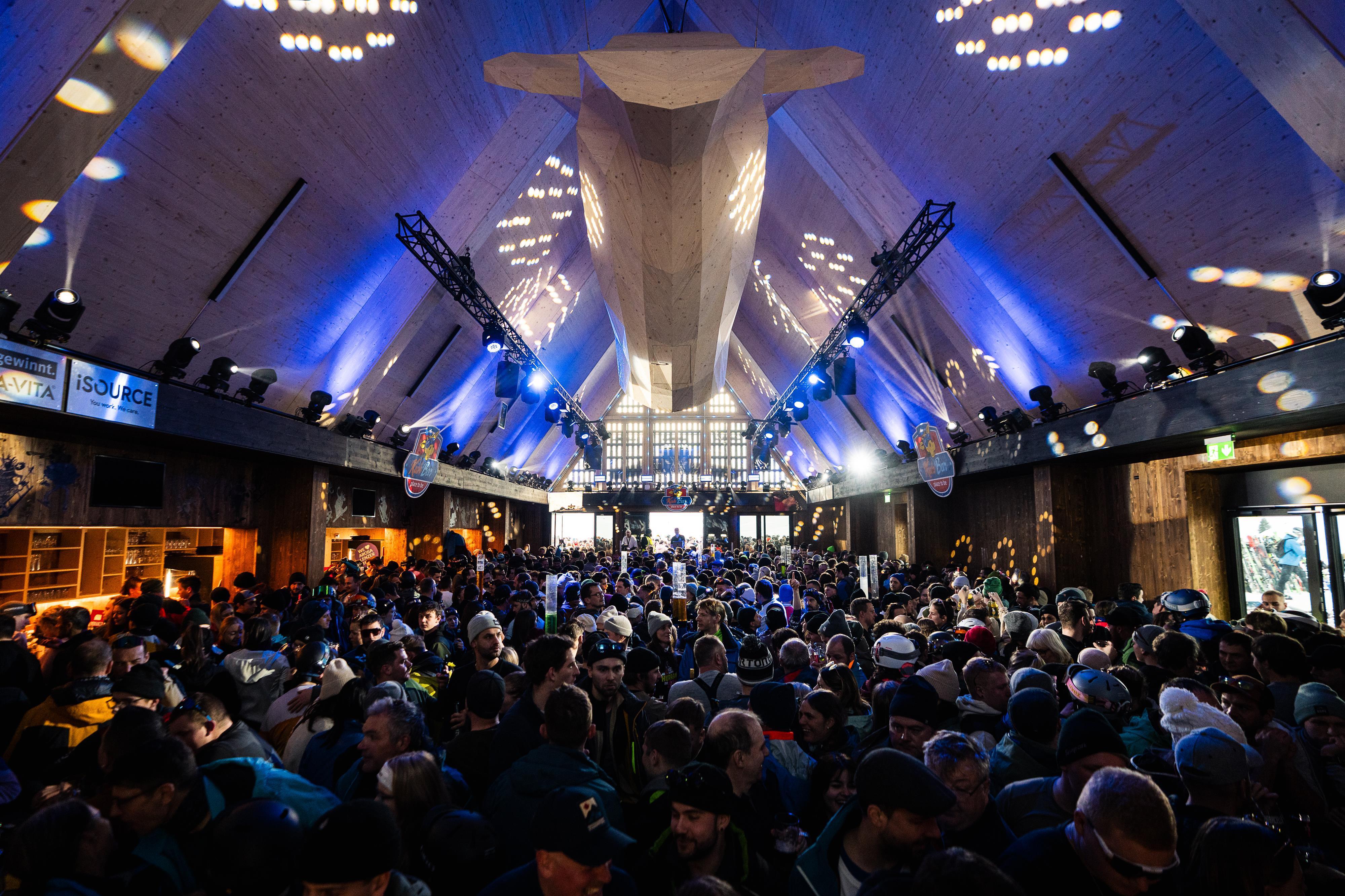 Matty Valentino KuhBar - Arosa - Guidle